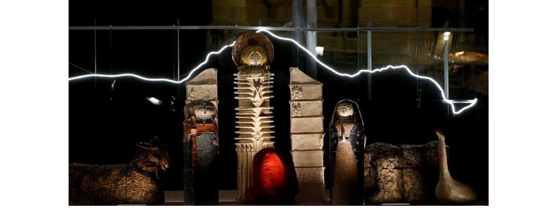 Vatican unveils ugliest nativity scene ever – I HATE THE MEDIA